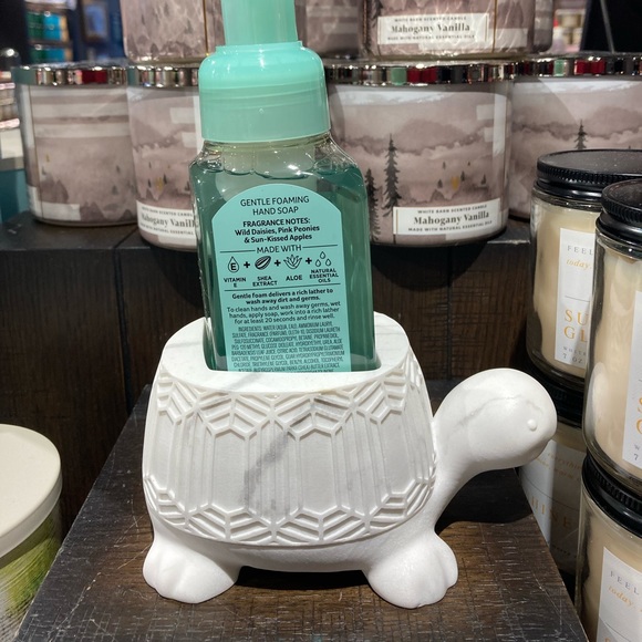 Bath & Body Works | Bath & Body | Bbw Ceramic Sea Turtle Soap Holder ...